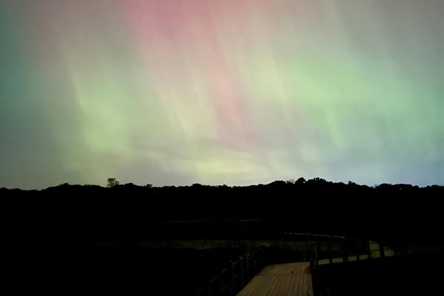 Where to See Northern Lights in Michigan: Upper & Lower Peninsula