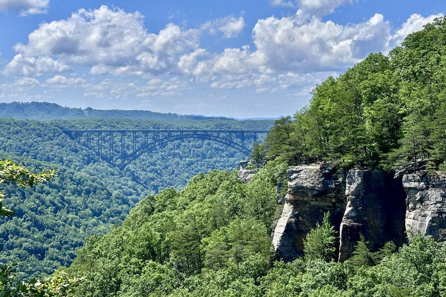 Endless Wall Trail Guide: Trail Tips, Parking, and Scenic Overlooks